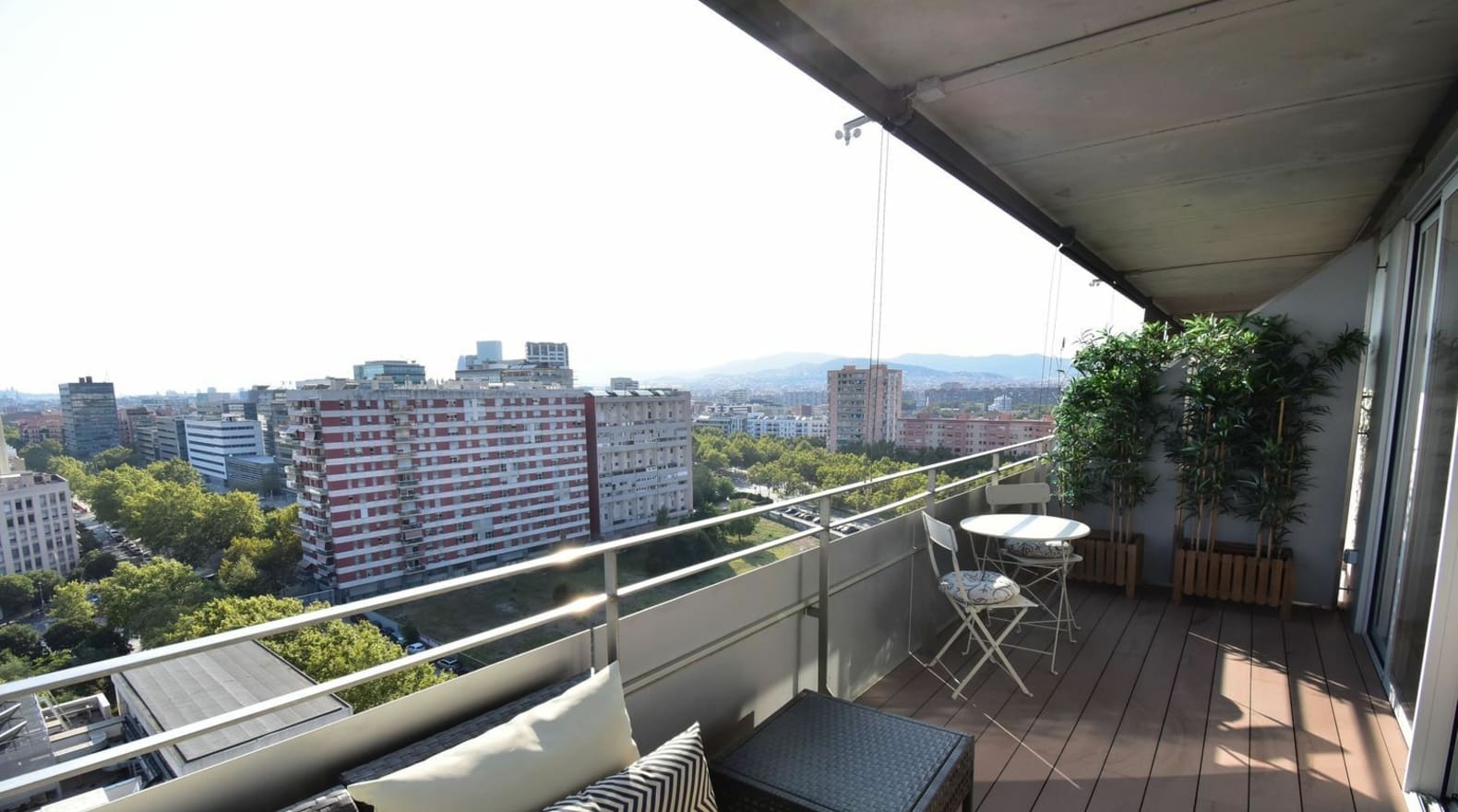 Apartamentos nuevos con 2 habs. en Diagonal Mar Tower, Barcelona