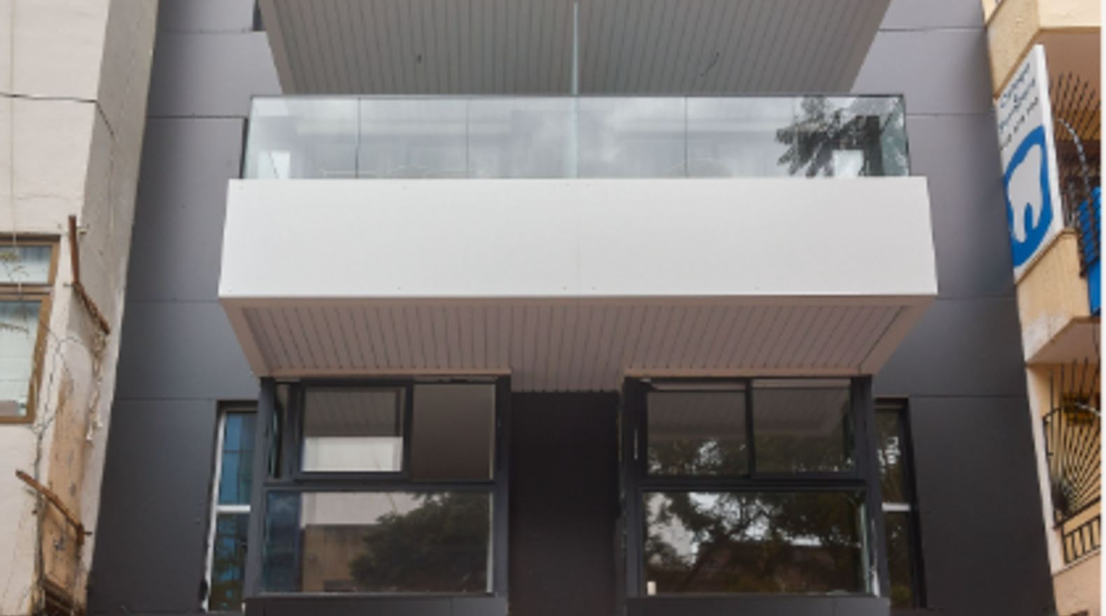 Apartamento nuevo con 2 habs. en Edificio Centro Building, Fuengirola